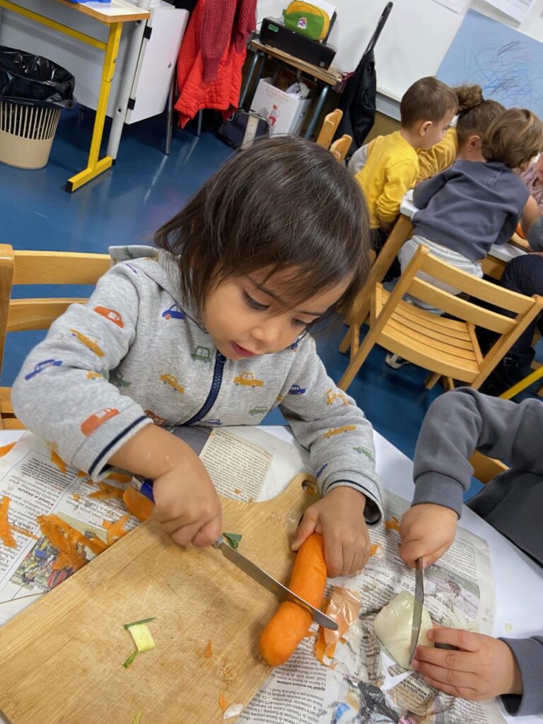 La soupe au caillou, ça mijote en maternelle (suite et fin) – Blog de l ...